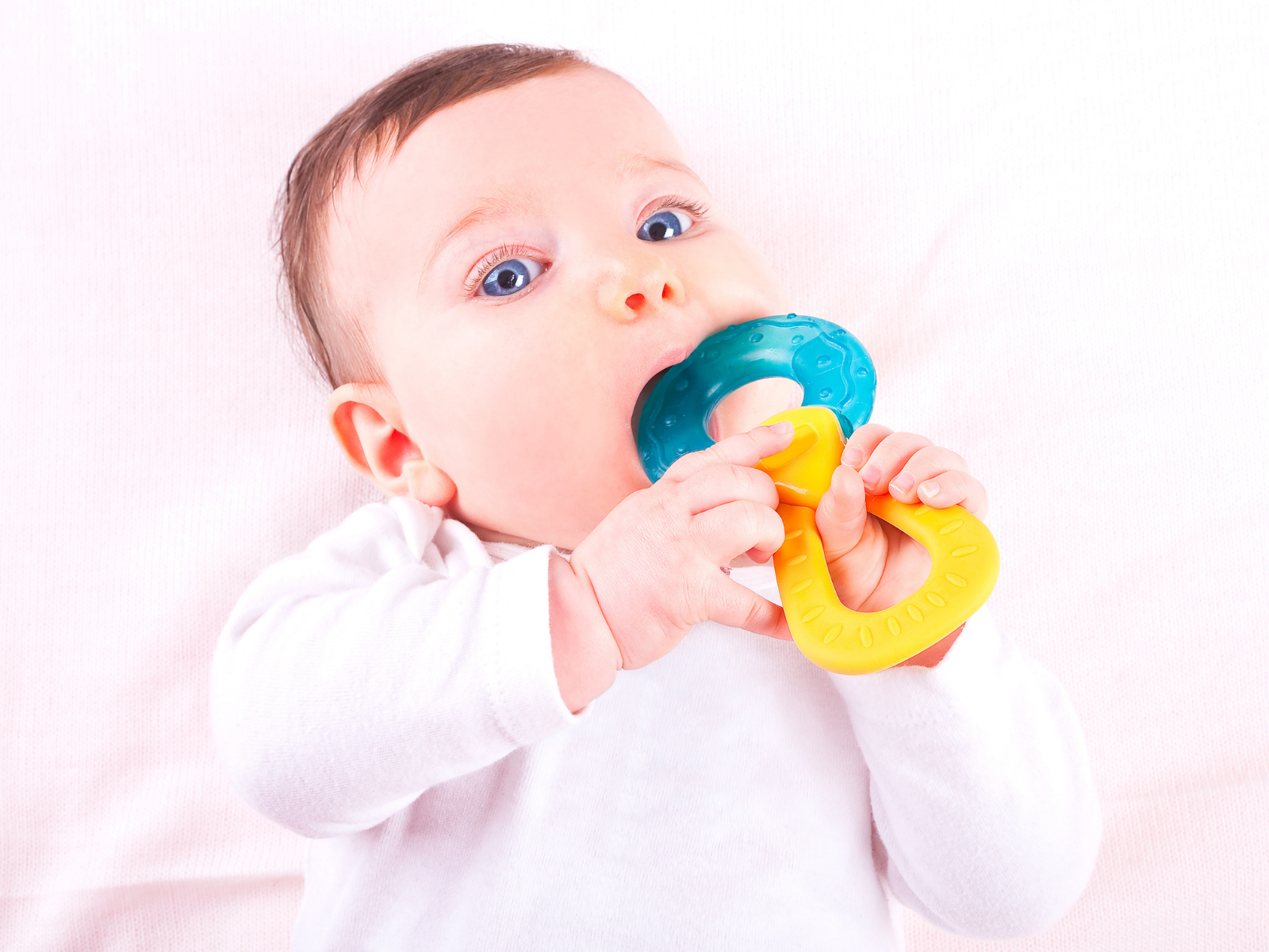 Top 15 Best Soothers And Teethers For Babies - Parentingpage